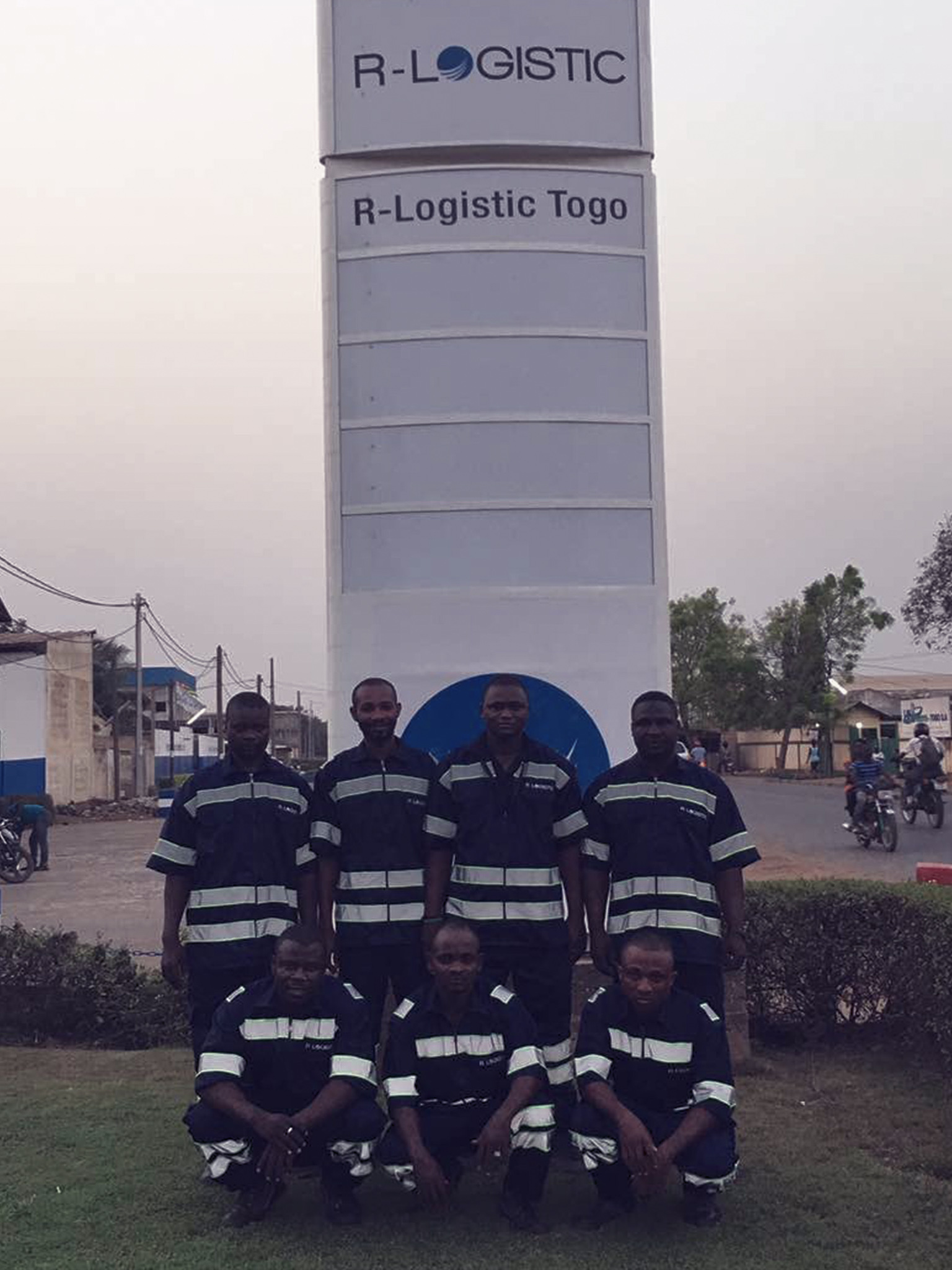 OUR GALLERY – R-Logistic